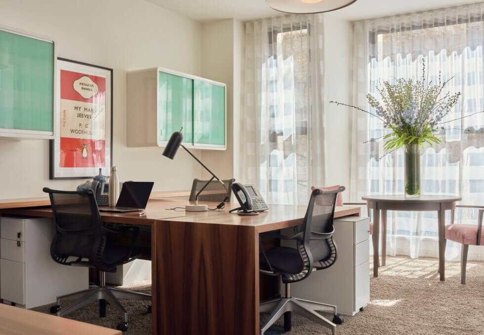 Kensington High St, W8 4SG: Office Space Rental (Serviced)