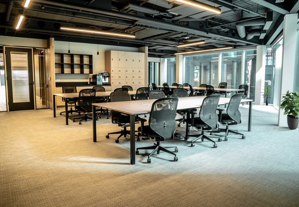 Farringdon St, EC4A 4AD: Serviced Office Space to Rent
